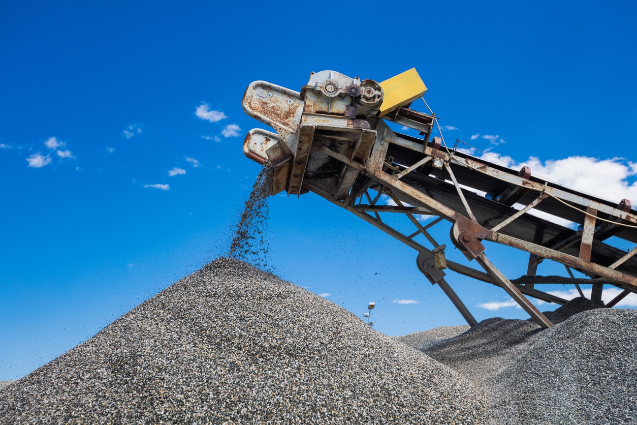 What Are the Different Types of Aggregate Conveyor Equipment?